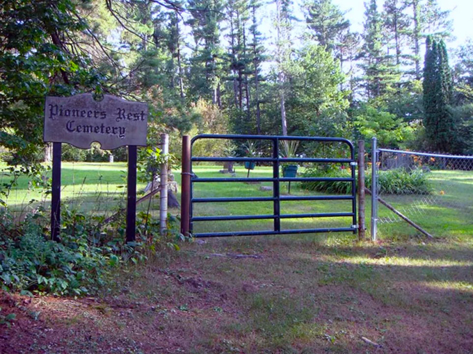 Pioneers Rest Cemetery 2
