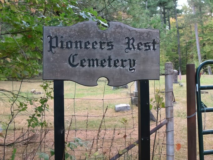 Pioneers Rest Cemetery 5