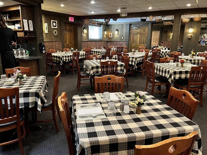 Roepke's Village Inn 2