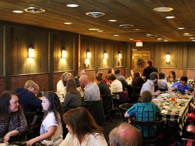 Roepke's Village Inn 9