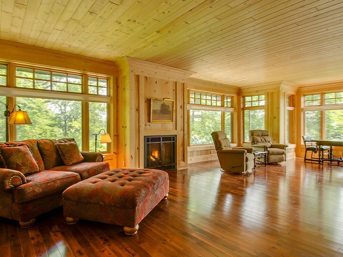 Stout's Island Lodge 3