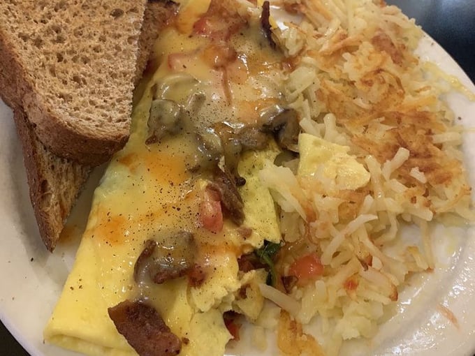 The Breakfast Club & Pub 3