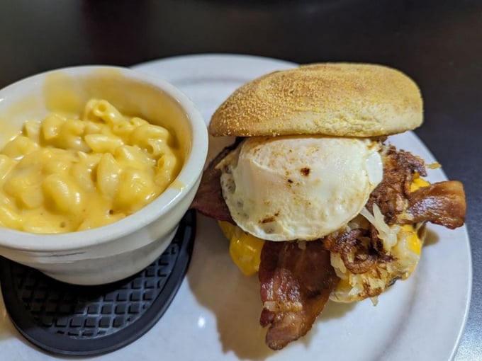 The Breakfast Club & Pub 6