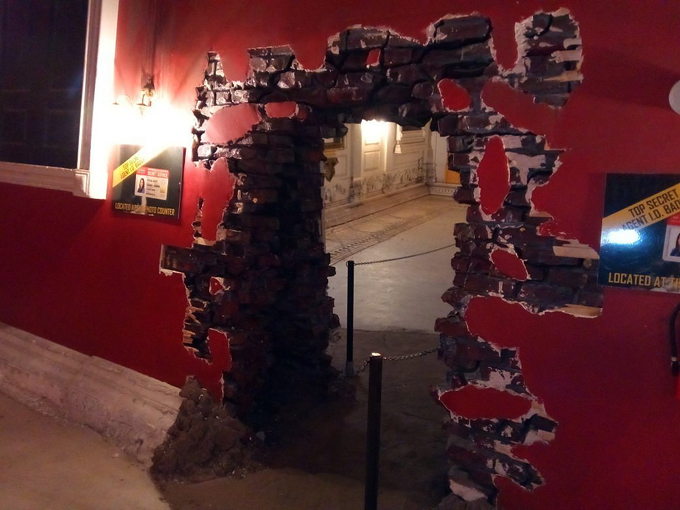 Top Secret Attraction White House 9