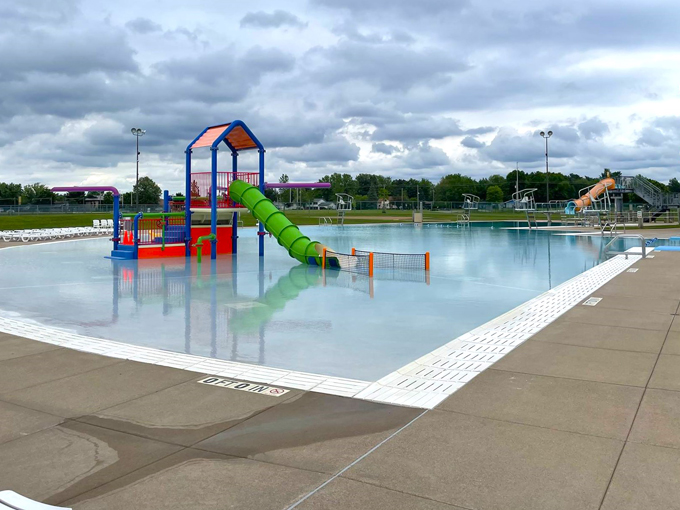 Weston Aquatic Center 2