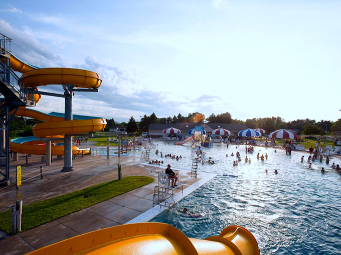 Weston Aquatic Center 8