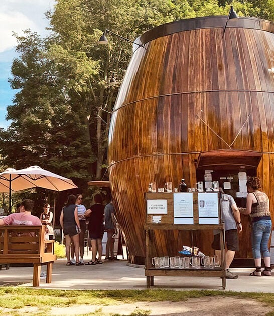 barrel shaped restaurant michigan ftr