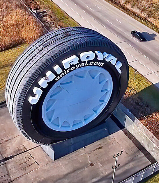 bizarre roadside attractions michigan ftr