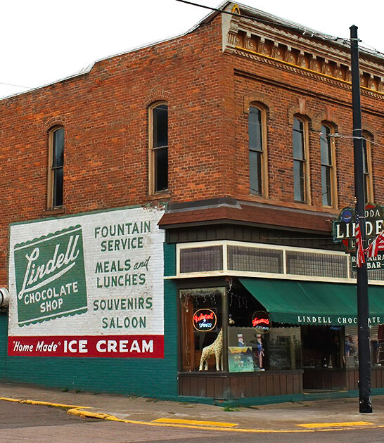 charming historic restaurant michigan ftr