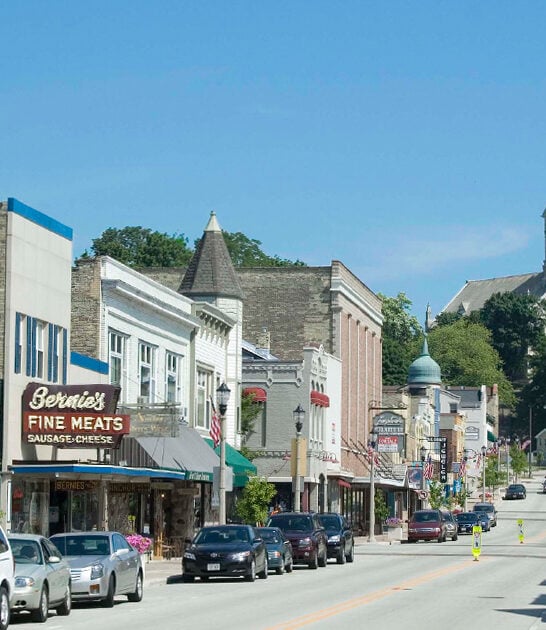 charming town wisconsin ftr