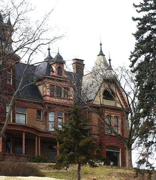 eerie mansion michigan ftr