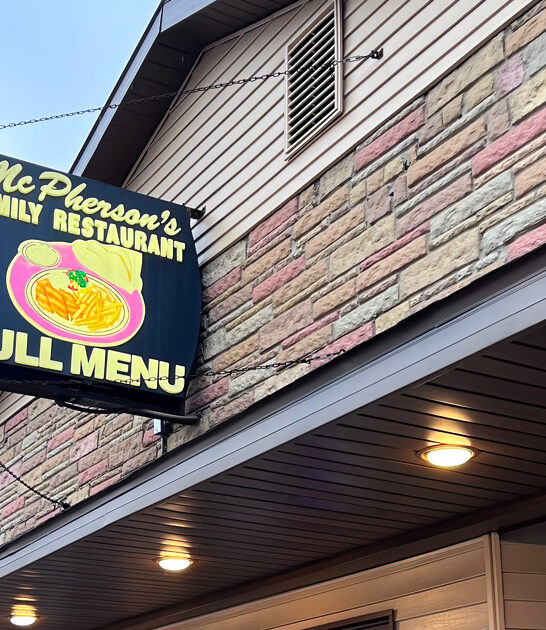 giant cinnamon rolls michigan ftr