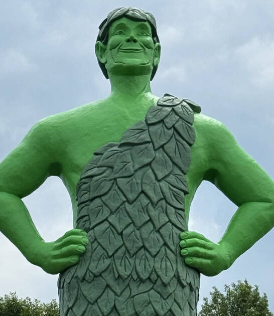 jolly green statue minnesota ftr