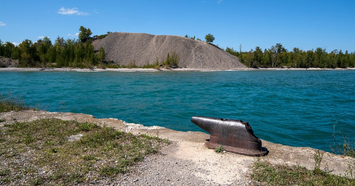 Hunt For Fossils And Rare Rocks At This Abandoned Limestone Quarry In ...