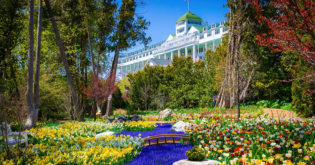 magical historic garden michigan ftr
