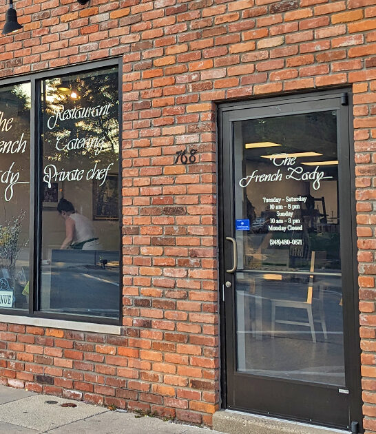 no frills restaurant michigan ftr