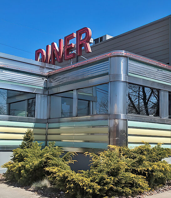 nostalgic 50s diner wisconsin ftr