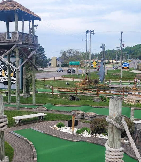 pirate mini golf michigan ftr