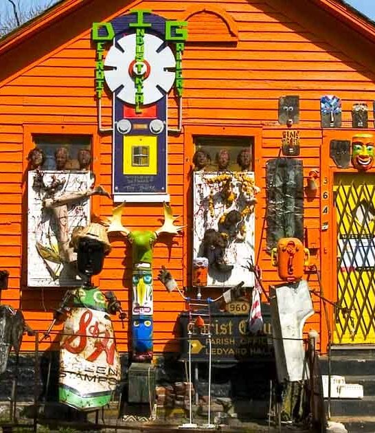 quirky outdoor gallery michigan ftr