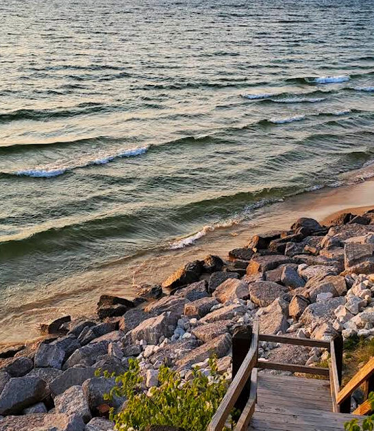 relaxing beach michigan ftr