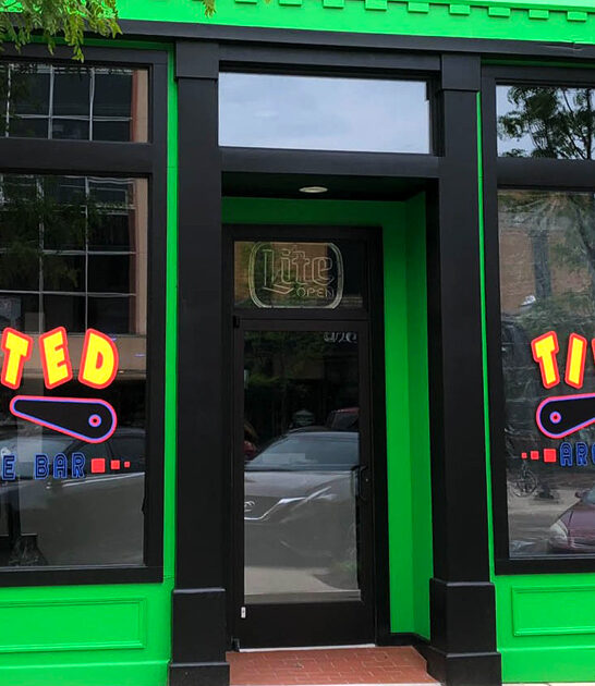 tiny arcade bar michigan ftr