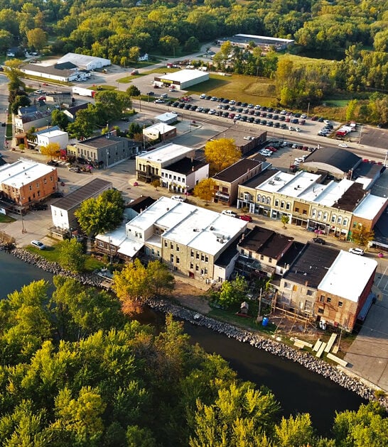 tiny town wisconsin ftr
