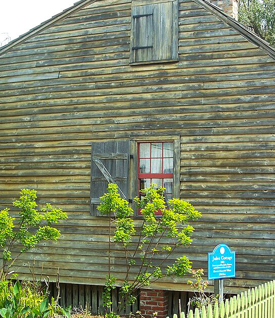 tiny wooden house florida ftr