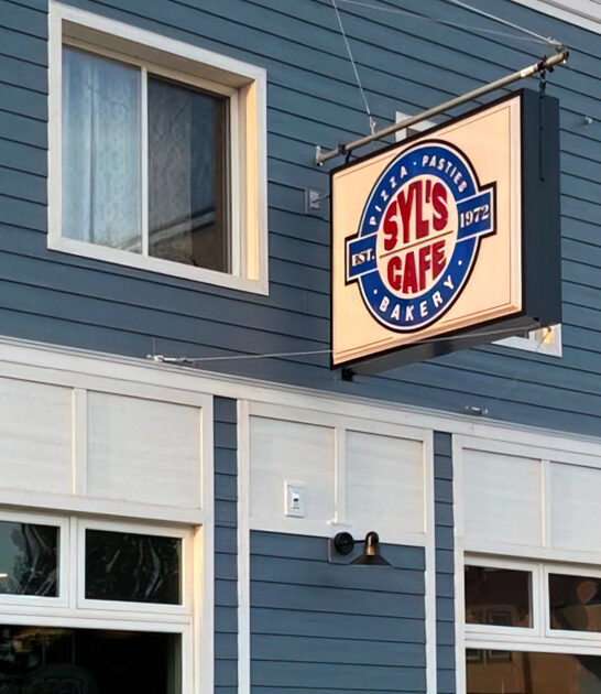 unassuming cafe pastries michigan ftr