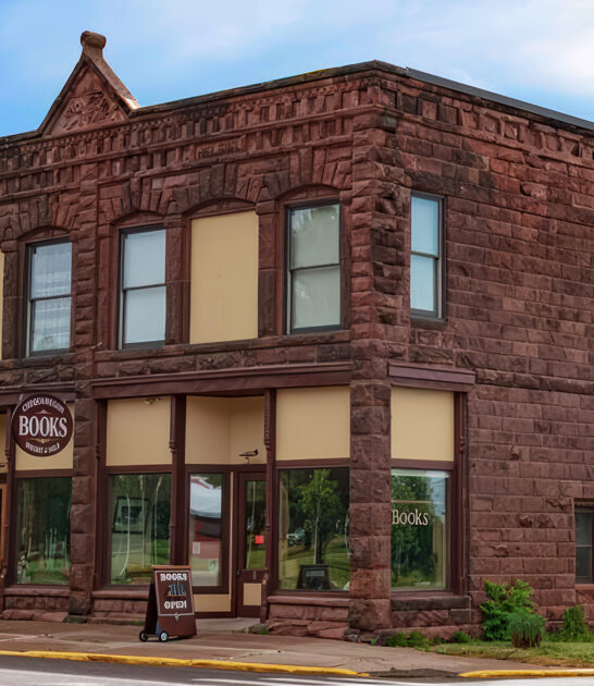 under radar bookstore wisconsin ftr