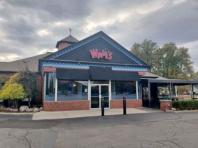 The unassuming brick fa&ccedil;ade of Waves belies the tropical explosion waiting inside &ndash; Michigan's own little slice of Caribbean sunshine.