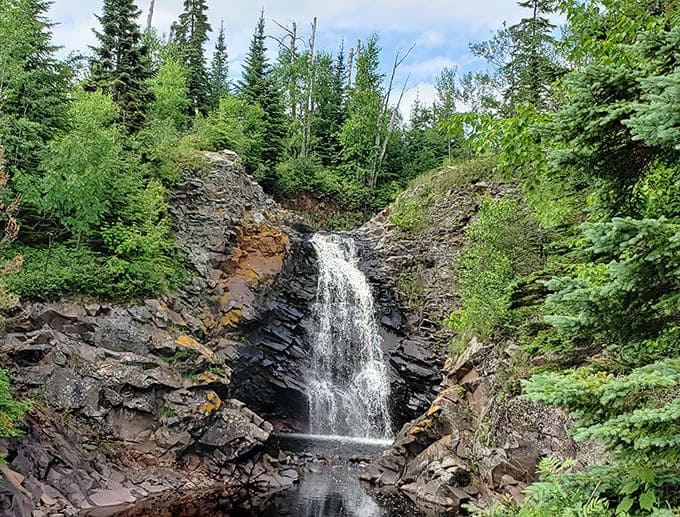 Fall River's main cascade puts on a show that would make Broadway jealous &ndash; nature's perfect performance with no ticket required.