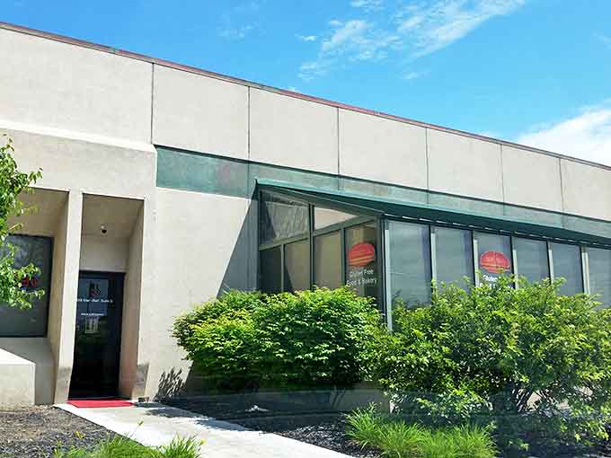 That red carpet leading to the entrance isn't just for show, it's preparing you for the VIP treatment your taste buds are about to receive inside this gluten-free paradise.