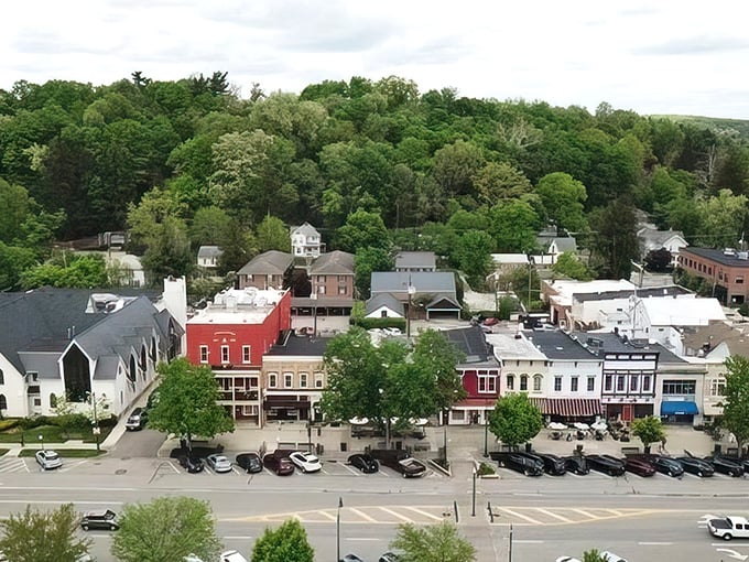 Granville's picturesque downtown looks like a movie set where New England charm meets Midwestern hospitality, complete with historic storefronts and tree-lined streets.