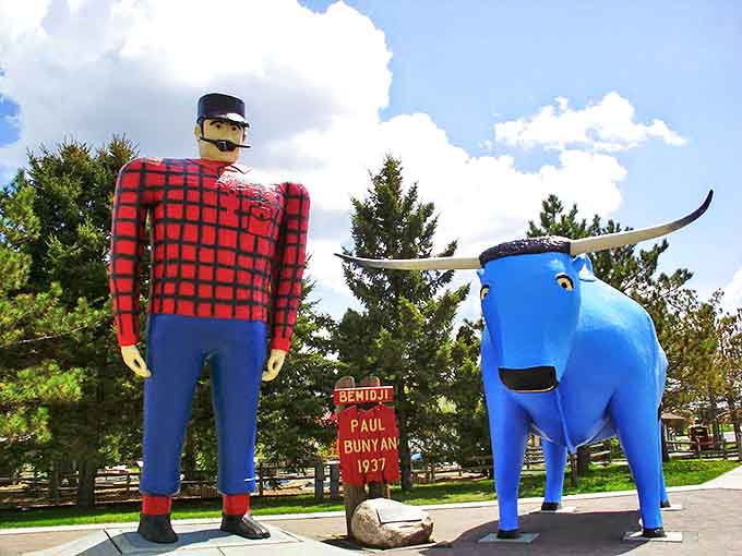 Paul and Babe stand tall against Minnesota's sky &ndash; a 37-ton testament to America's favorite lumberjack legend and his cerulean sidekick.