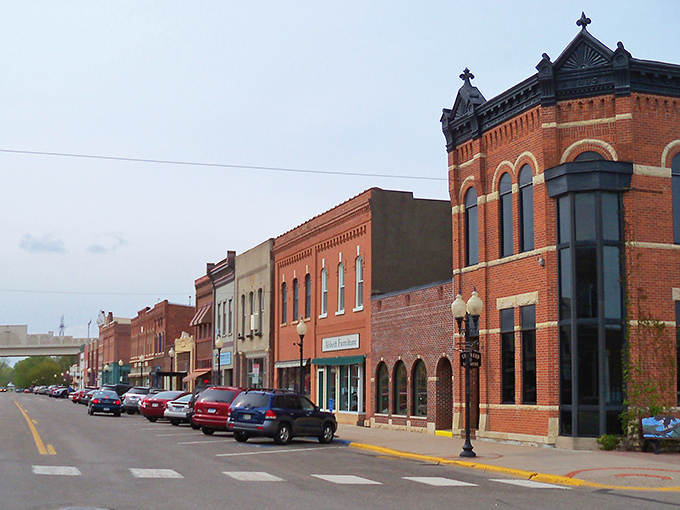Wabasha's welcoming view proudly announces its beauty &ndash; Minnesota's oldest settlement and home to the Grumpy Old Men.