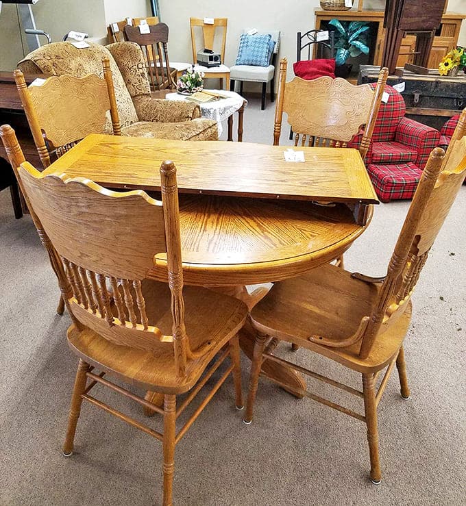 This solid oak dining set has already hosted decades of family meals and stands ready for your next gathering of friends and food.