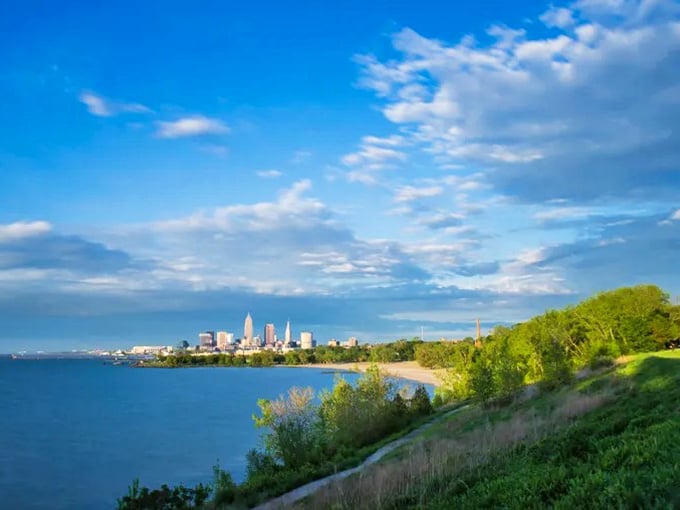 Edgewater Park gives you beaches and city skylines, because Ohio doesn't believe in choosing just one.