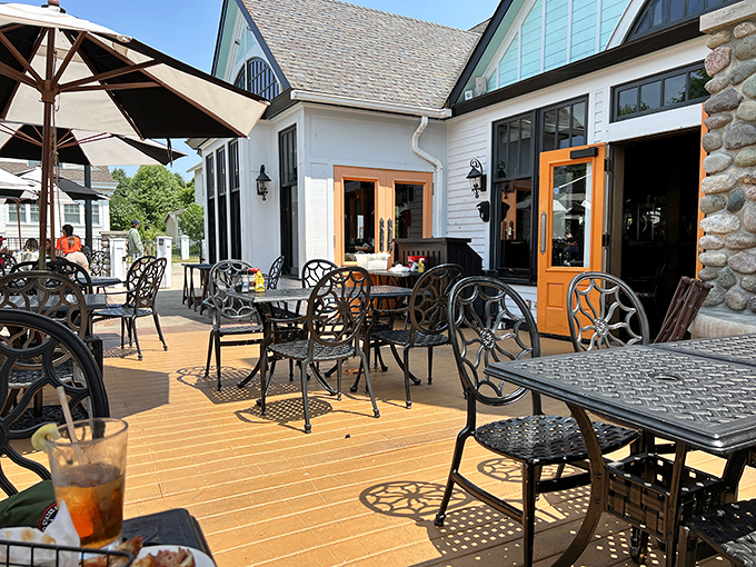 Modern meets historic at this nearby restaurant, where outdoor dining lets you soak up island vibes with every bite.