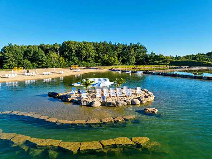 This private island cabana screams "I'm vacationing better than my neighbors" without saying a word &ndash; subtle luxury at its finest.