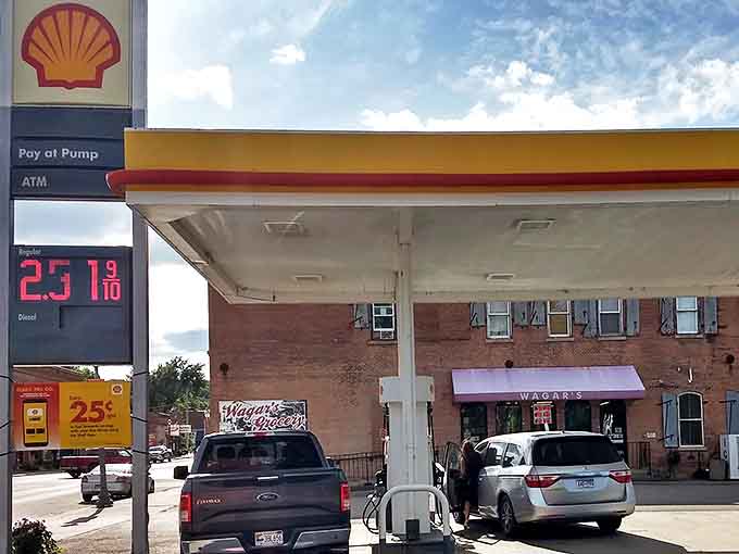Even the gas stations in Henderson have character &ndash; no sterile, cookie-cutter convenience stores here, just practical places with personality.