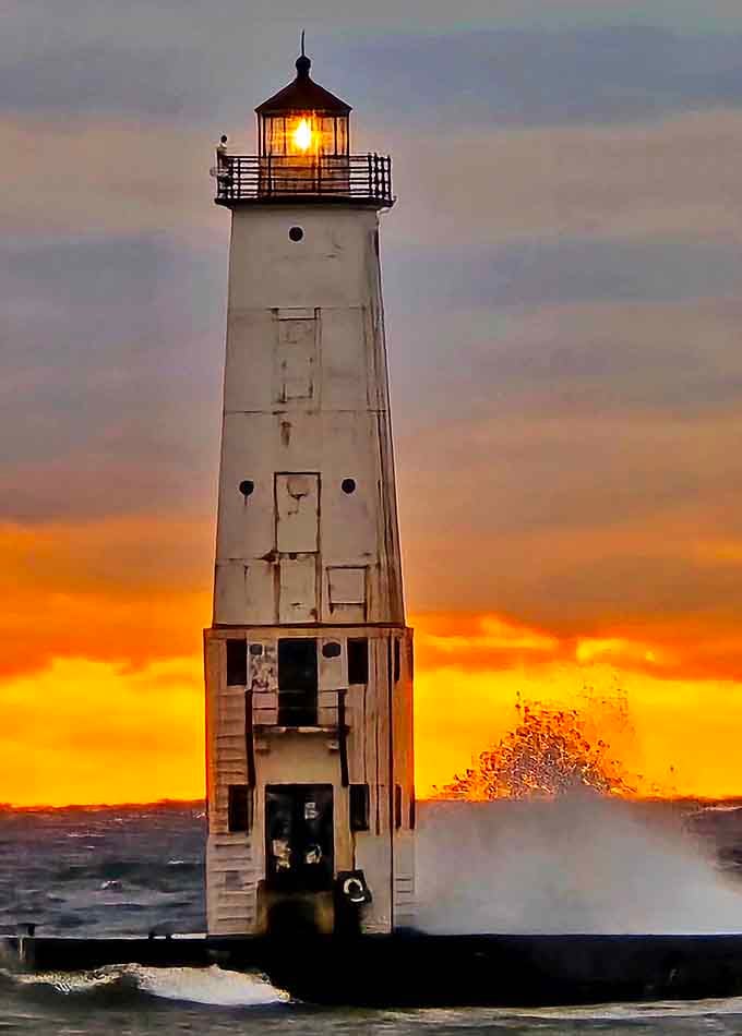 Sunset and Waves: Mother Nature's dramatic lighting department works overtime, turning an everyday lighthouse into pure visual poetry.