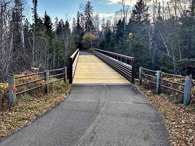 Split Rock River Bridge invites hikers to cross over and discover what adventures await on the other side.