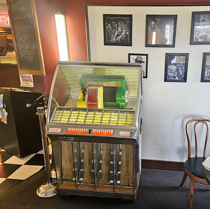 Jukebox: This isn't decoration&mdash;it's a working time machine that turns quarters into memories with every Buddy Holly hit.