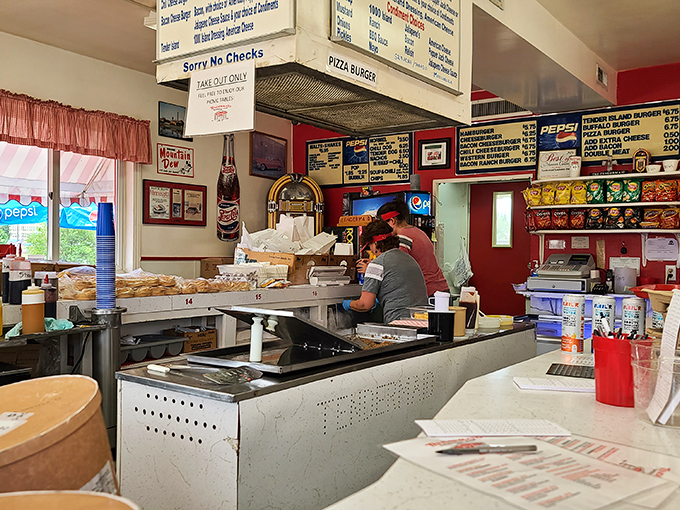 Behind the counter, the choreography of sandwich-making continues as it has since Truman was president&mdash;efficient, practiced, and mesmerizing to watch.