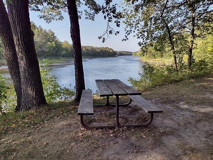Mother Nature's dining room comes with river views and no reservation required. This picnic spot offers million-dollar scenery without the price tag.