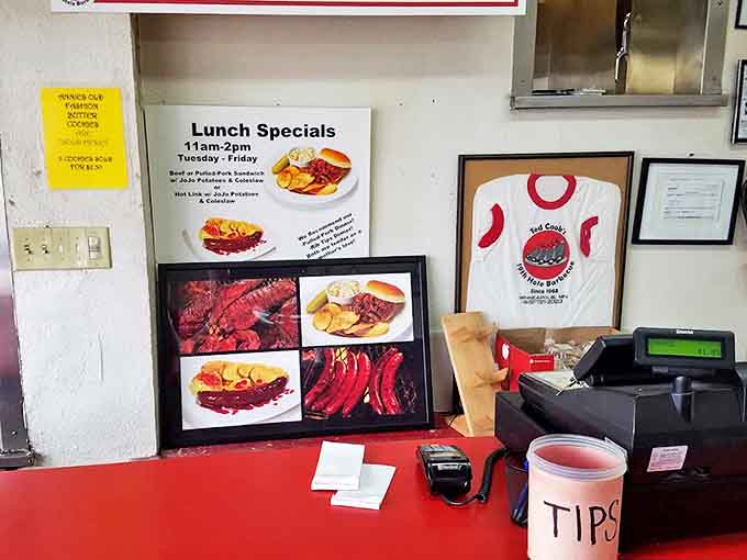 The ordering counter &ndash; command central for barbecue operations, where dreams are ordered and fulfilled. The menu photos promise exactly what you'll receive.