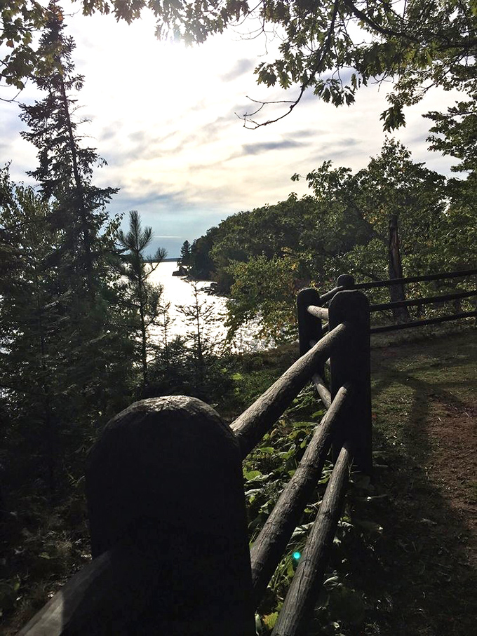 The reward for climbing those steps: a breathtaking overlook where Lake Superior reveals its vastness in humbling panorama.