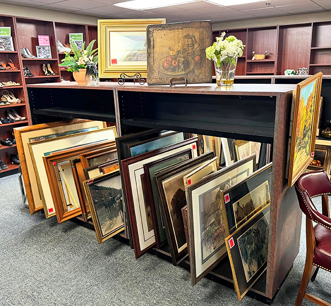 Art lovers will lose themselves among framed treasures &ndash; each painting waiting for a new wall to call home.