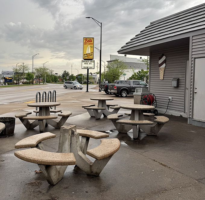 Belt's outdoor patio offers the perfect stage for the ice cream performance art of eating a cone before gravity claims victory.