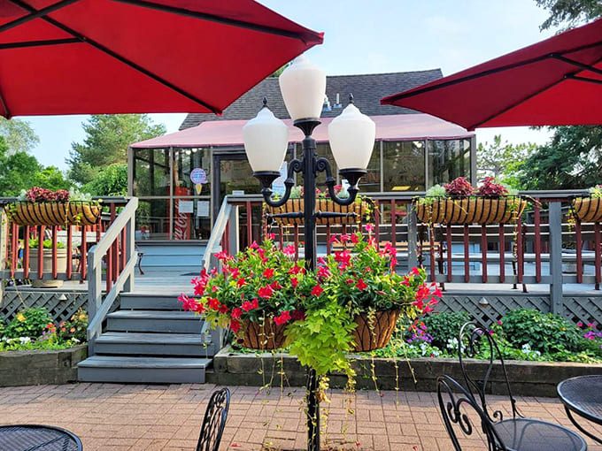 The deck area with red umbrellas provides the perfect shaded spot for tackling sundaes the size of your head.